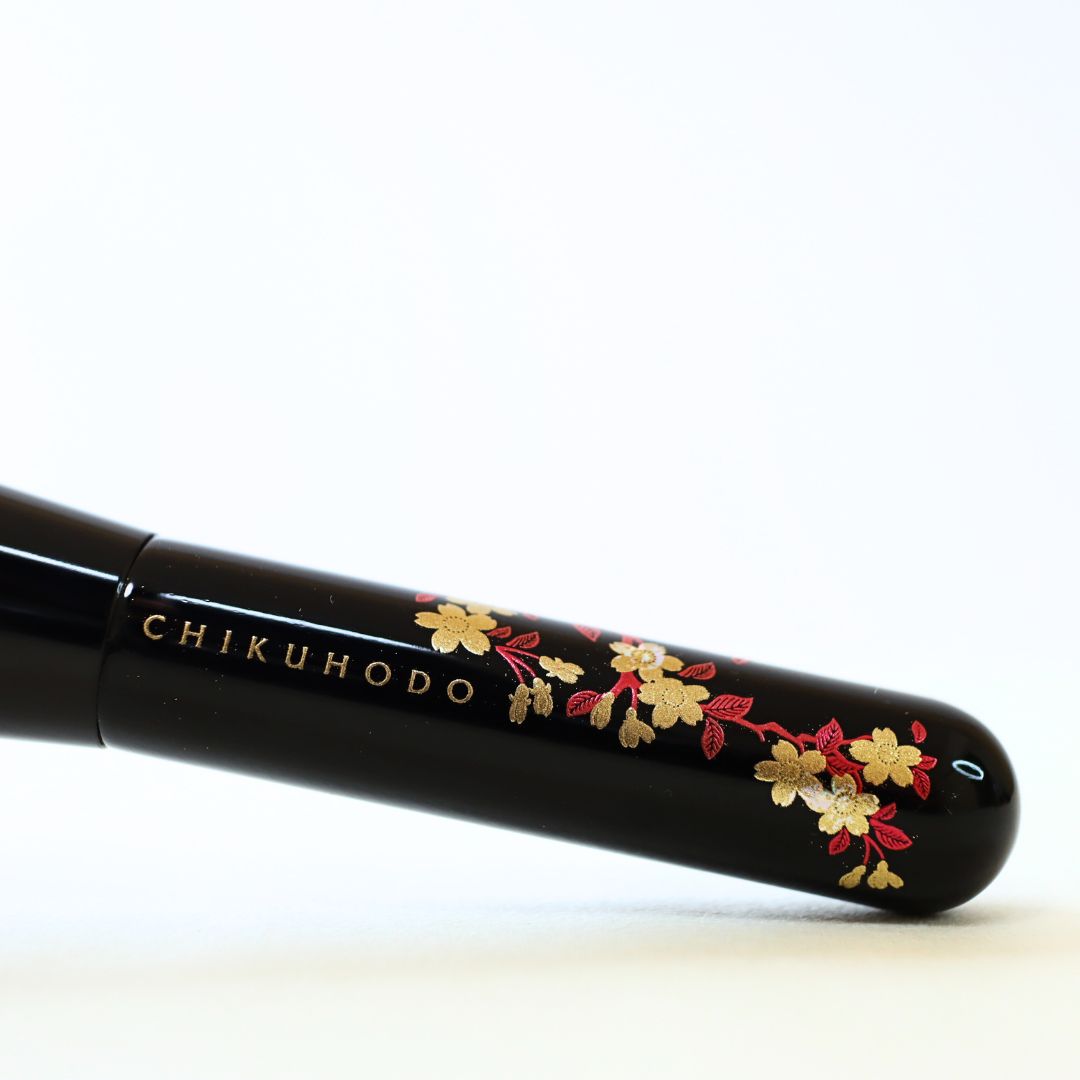 Discover the Beauty & History of Japanese Makie Design – Fude Beauty